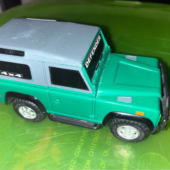 Lanard Toys Ltd. | Toys | Vintage Land Rover 99 Lanard Pull And String ...